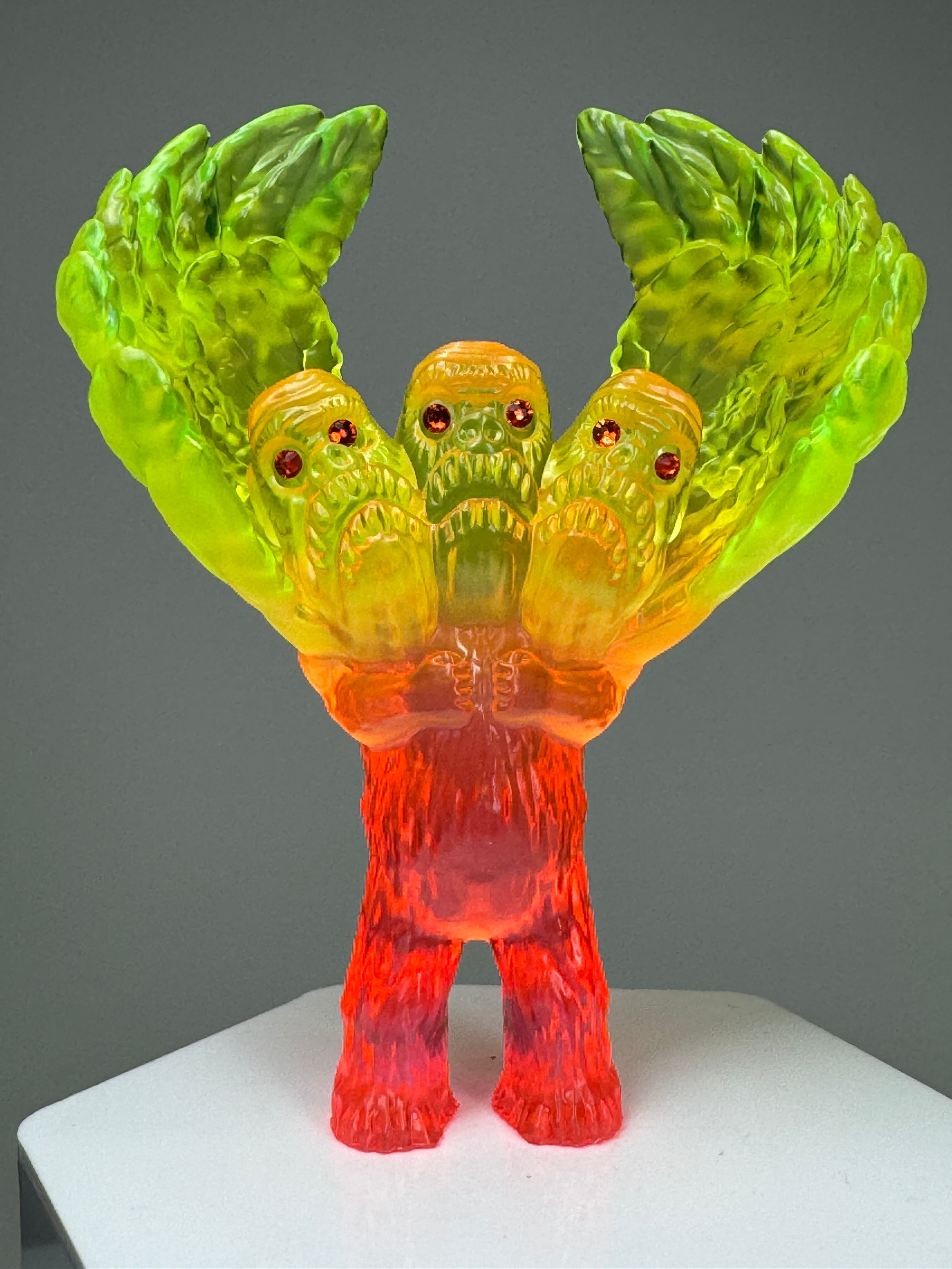 Winged Ape Walker: Fire Fly – Zimot
